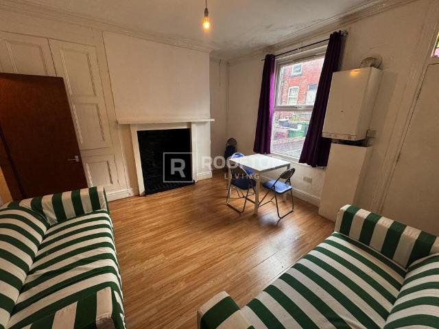 Hessle View, Leeds LS6 6 bed house to rent £3,354 pcm £774 pw