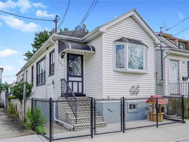 Hett Ave, Staten Island, Home For Sale