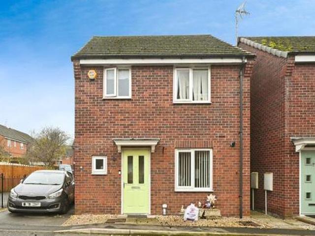 Hetton Drive, Clay Cross, 3 Bedroom Detached