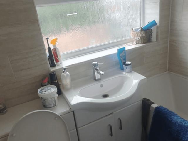 Hetherington Close, Slough, SL2 3 bed terraced house to rent £1,950 pcm £450 pw