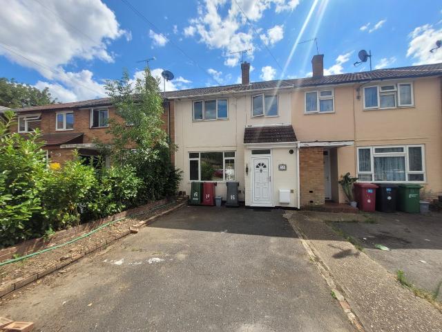 Hetherington Close, Slough SL2, 3 bed property to rent, £1,850 pcm | PrimeLocation