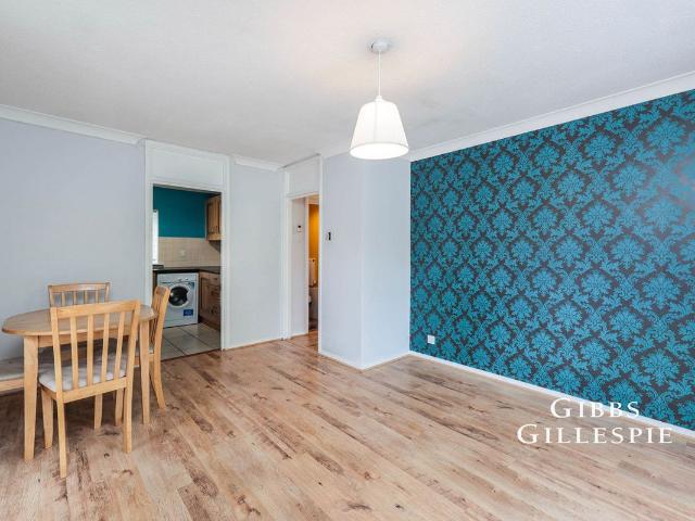 Hetherington Way, Ickenham, Uxbridge UB10, 1 bed flat to rent, £1,400 pcm | PrimeLocation