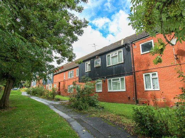 Hetherington Way, Ickenham UB10, 1 bed flat to rent, £1,350 pcm | PrimeLocation