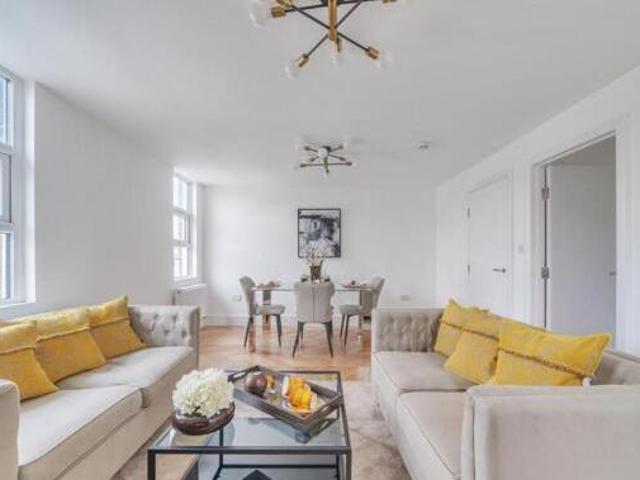 Hetley Road, Shepherds Bush, 2 Bedroom Flat