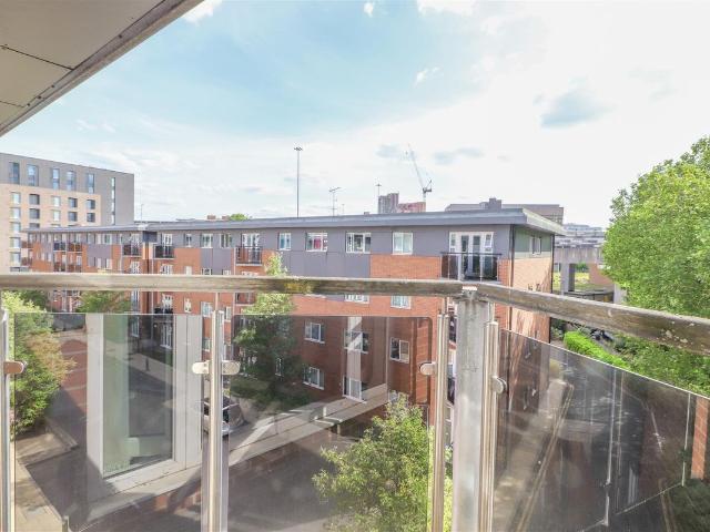 Hever Hall, Conisbrough Keep, Coventry CV1, 2 bed flat to rent, £1,250 pcm | PrimeLocation