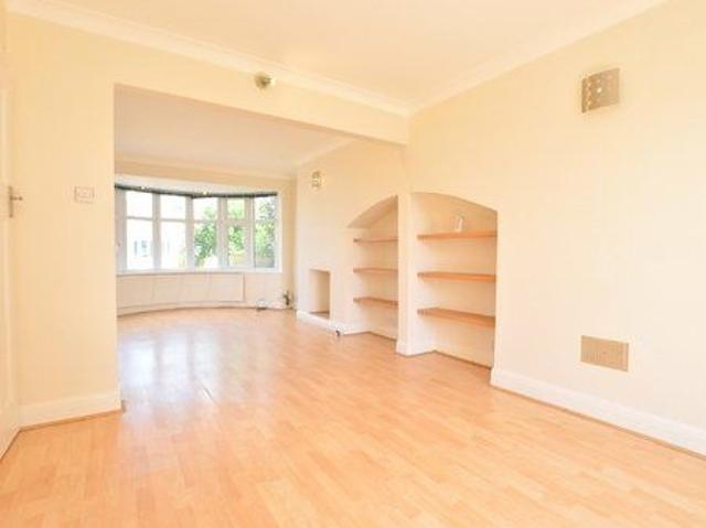 Hevers Avenue, Horley, Surrey, RH6