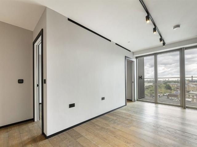 Hewett Street, Shoreditch EC2A, 1 bed flat to rent, £3,000 pcm | PrimeLocation