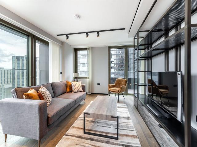 Hewett Street, Shoreditch EC2A, 2 bed flat to rent, £4,500 pcm | PrimeLocation