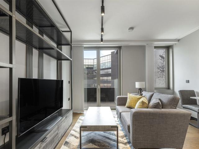 Hewett Street, Shoreditch EC2A, Studio to rent, £2,600 pcm | PrimeLocation