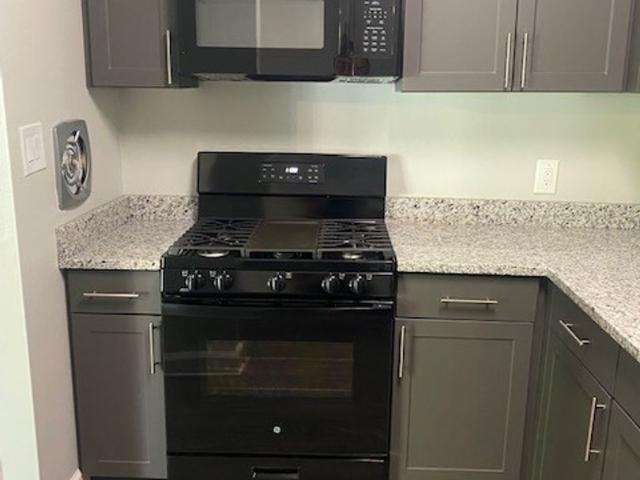 Hewitt Gardens Apartments