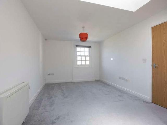 Hewlett Road, Cheltenham, GL52