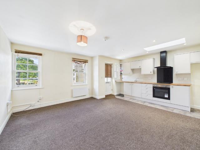 Hewlett Road, Cheltenham GL52 6DE Elliot Oliver