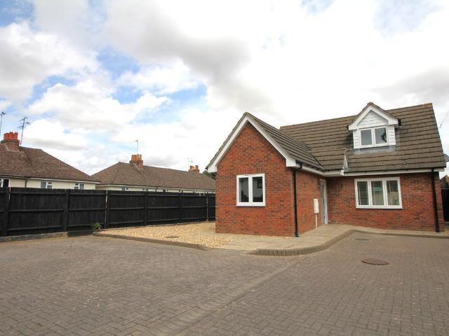 Hewlett Road, Cheltenham, Gloucestershire GL52, 2 bed detached house to rent, £1,550 pcm | PrimeLocation