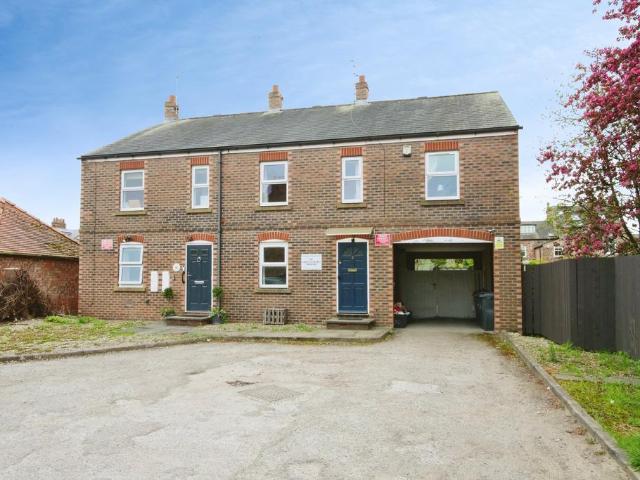 Heworth Place, YORK 1 bed flat to rent £1,000 pcm £231 pw