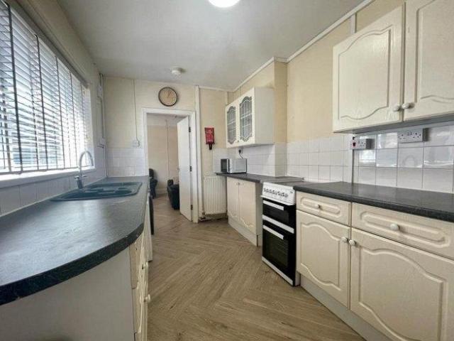 Hewson Road 4 bed house share to rent £1,712 pcm £395 pw