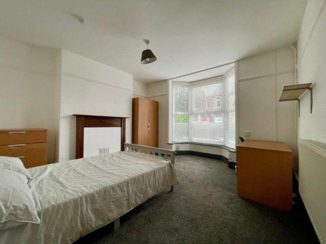 Hewson Road 6 bed house share to rent £2,934 pcm £677 pw
