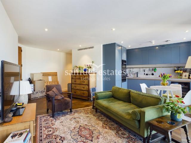 Hexagon Apartments, Covent Garden WC2B, 2 bed flat to rent, £5,500 pcm | PrimeLocation