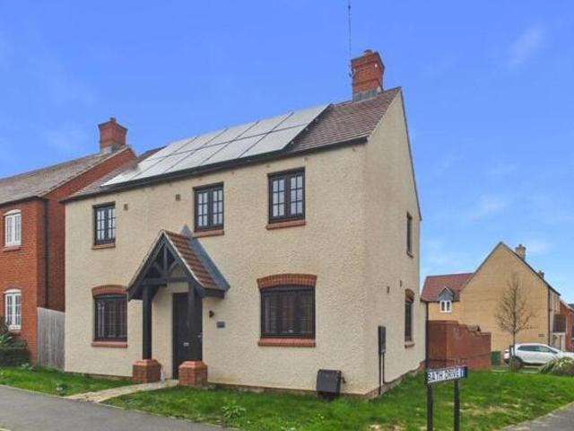 Hexham Street, Towcester, 3 Bedroom Detached