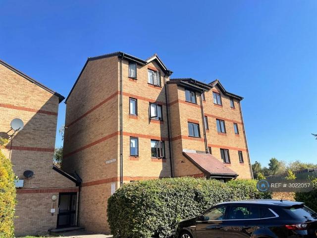 Heywood House, London, SE14 Studio to rent £1,350 pcm £312 pw
