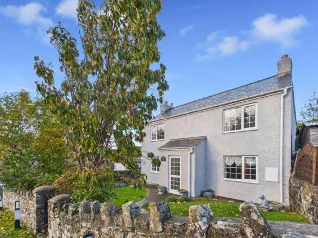 Heywood Road, Cinderford, 3 Bedroom Cottage