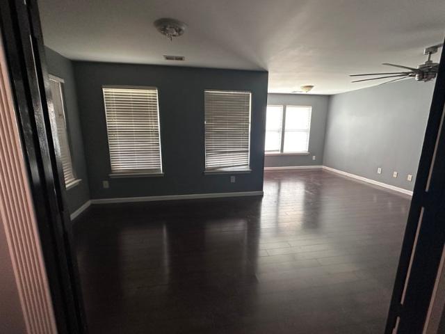Hey Hey! Are you looking for a comfy co living?