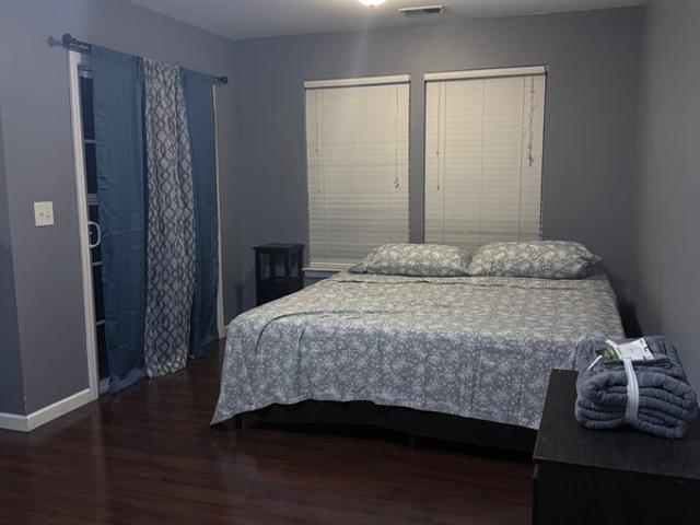 Hey Hey! Are you looking for a comfy co living?