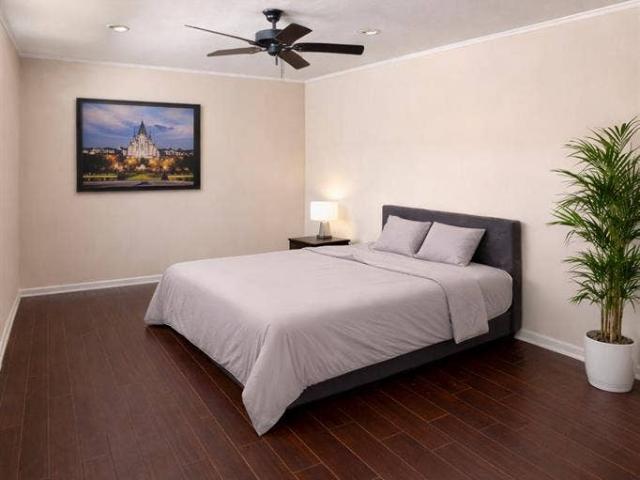 HEY SUBLETTERS! 6BR HOUSE TULANE