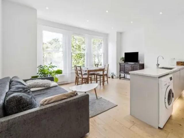 Heybridge Avenue, Lambeth, SW16 3DS, United Kingdom | 1 bed apartment for rent #168071358 | Rentberry