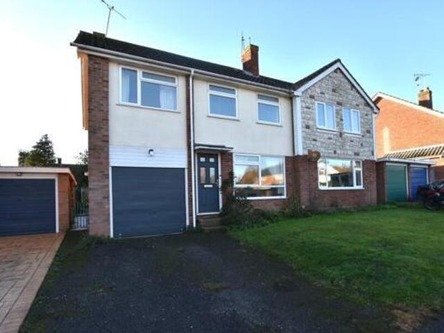 Heycroft Way, Nayland, 4 Bedroom Semi detached