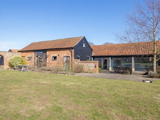 Heydon Road, Cawston NR10, 2 bed detached house to rent, £1,500 pcm | PrimeLocation