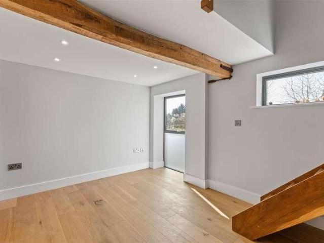 Heydon Road, Cawston, NR10
