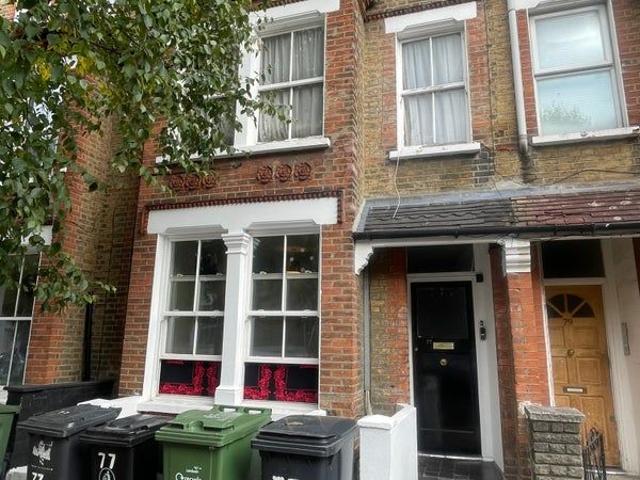 Heyford Avenue, London SW8, Studio to rent, £1,100 pcm | PrimeLocation