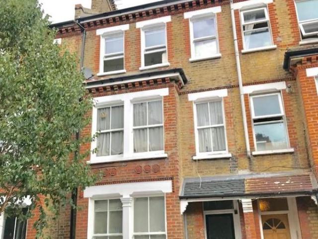 Heyford Avenue, London SW8, 1 bed flat to rent, £1,125 pcm | PrimeLocation