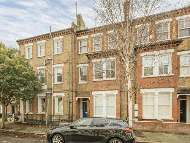 Heyford Avenue, London SW8 1 bed flat to rent £2,100 pcm £485 pw