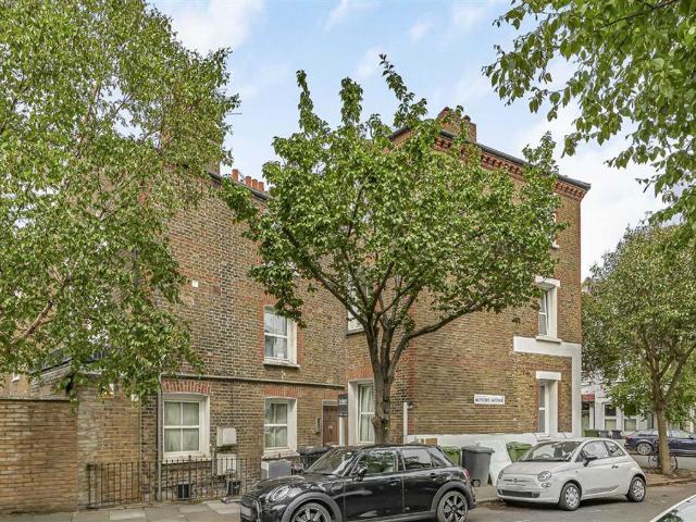 Heyford Avenue, South Lambeth SW8, 1 bed flat to rent, £1,950 pcm | PrimeLocation