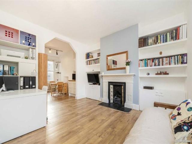 Heyford Avenue, SW8, London
