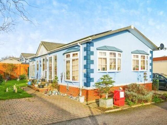 Heyford Leys, Upper Heyford, 2 Bedroom Park