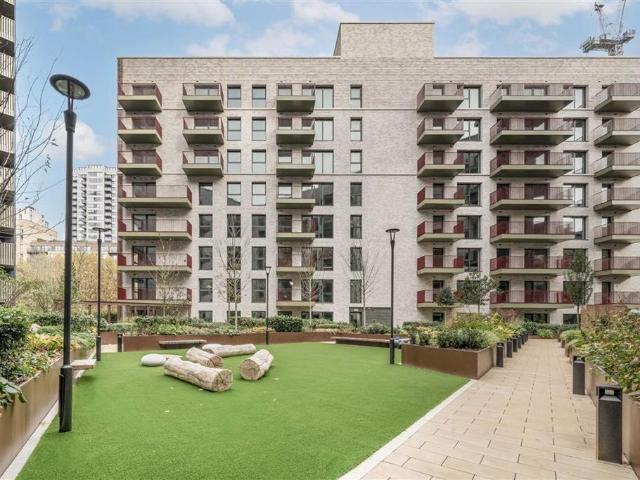 Heygate Street, London SE17 2 bed flat to rent £3,250 pcm £750 pw
