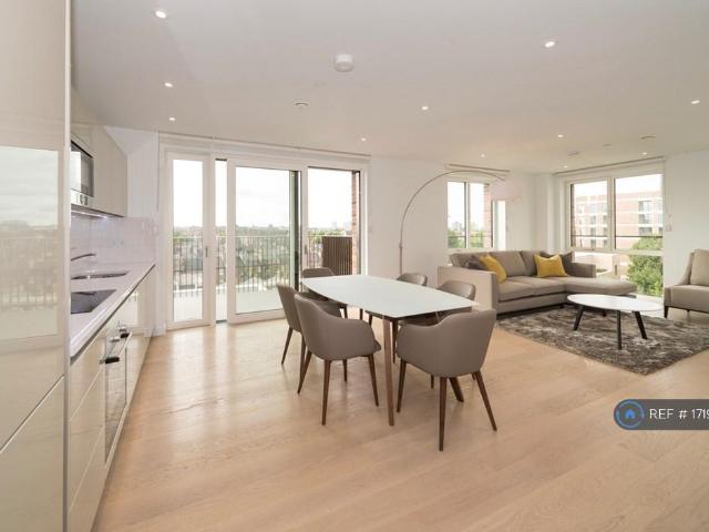 Heygate Street, London, SE17 2 bed flat to rent £3,350 pcm £773 pw