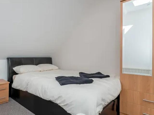 Himalaya Centre, 20 South Clerk Street, City of Edinburgh, EH8 9PR, United Kingdom | 1 bed apartment for rent #165380296 | Rentberry