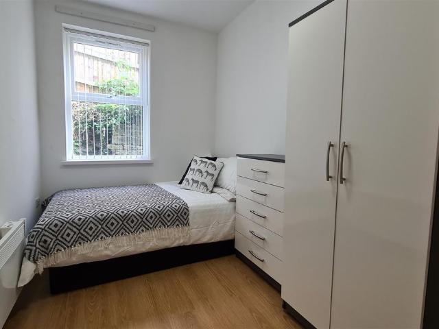 Himley Road, Dudley DY1, Room to rent, £595 pcm | PrimeLocation