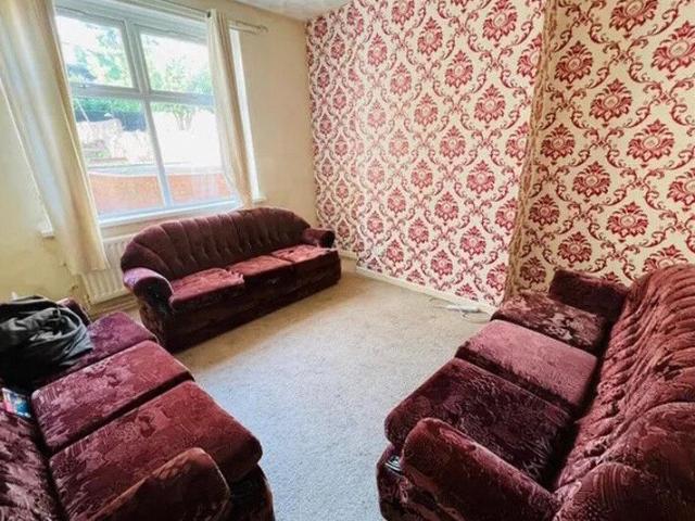 Himley Road, Dudley, DY1 2QG