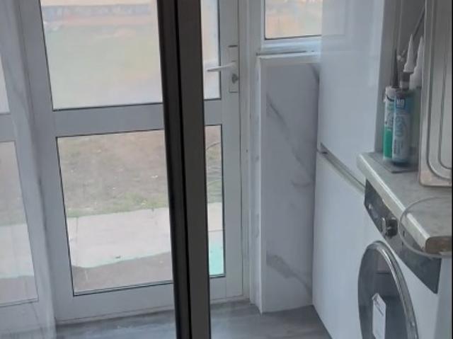 Hinton Avenue, Hounslow TW4 Studio to rent £1,175 pcm £271 pw
