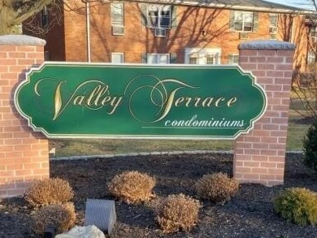 Hinchman Ave Apt A, Wayne, Condo For Sale
