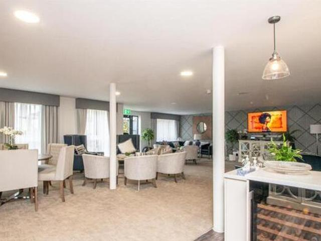 Hind Head Knowle, Walnut Tree, 1 Bedroom Apartment