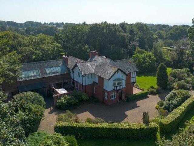 Hinderton Road, Neston, 5 Bedroom Detached