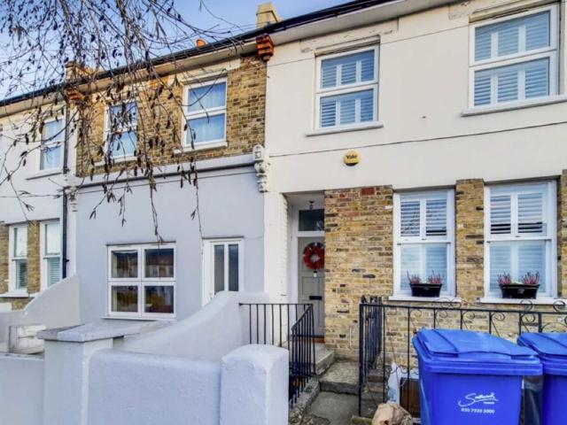 Hindmans Road, East Dulwich SE22, 1 bed flat to rent, £1,900 pcm | PrimeLocation