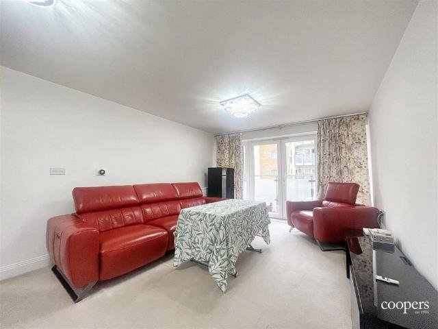 Hinds Court, Perkins Gardens, Ickenham, UB10