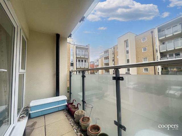 Hinds Court, Perkins Gardens, Ickenham, UB10