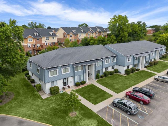 Hines Park Place Apartments
